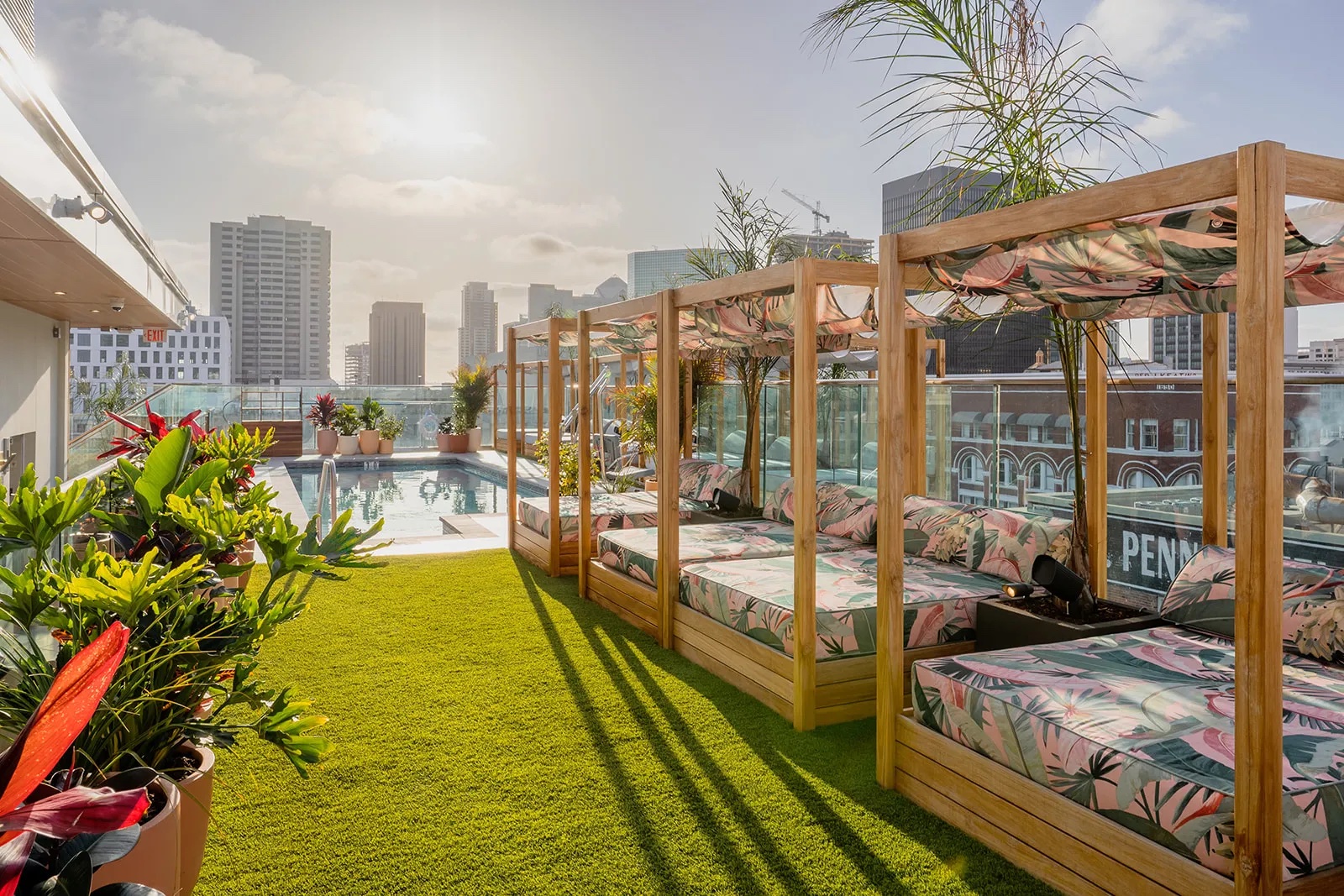 Techo Beso – Coherent Distribution